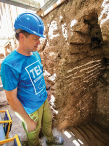 Shimron corbelled vault - The BAS Library